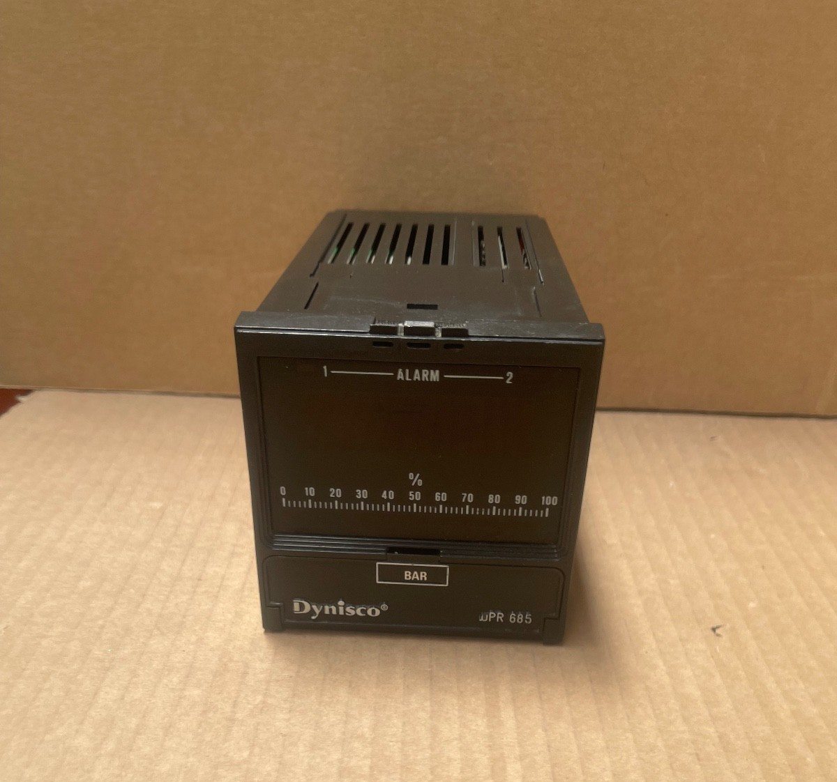 Dynisco – UPR 685 – Pressure Indicator / Controller Module — VOLTWERK ...