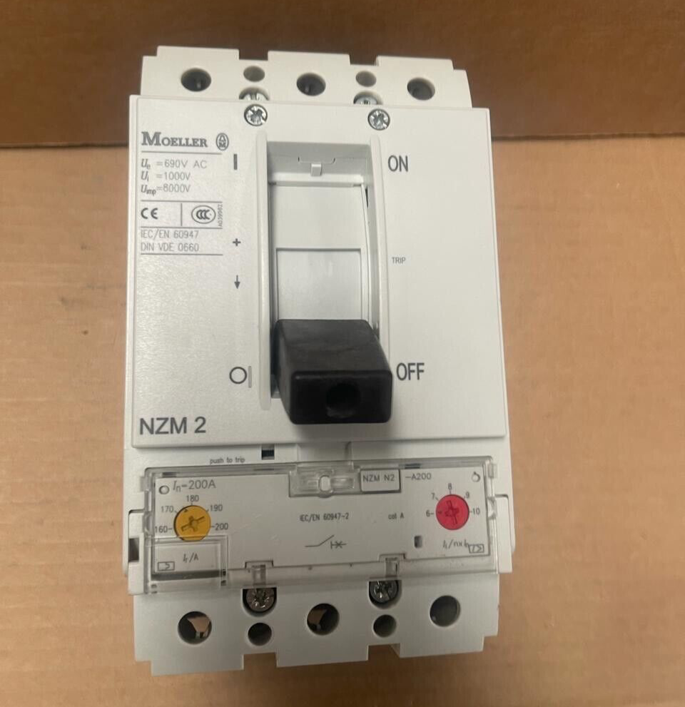 MOELLER - NZM 2 - Circuit Breaker 200A 690V — VOLTWERK Handel
