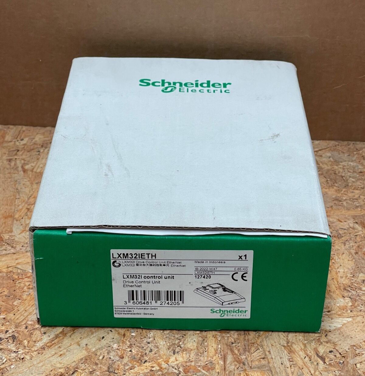 Schneider Electric – LXM32IETH – Lexium 32i Integrated Servo Drive Con ...