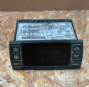 Dixell (Copeland/Emerson) – IC121CX – Chiller/Heat‑Pump Controller, 24 ...