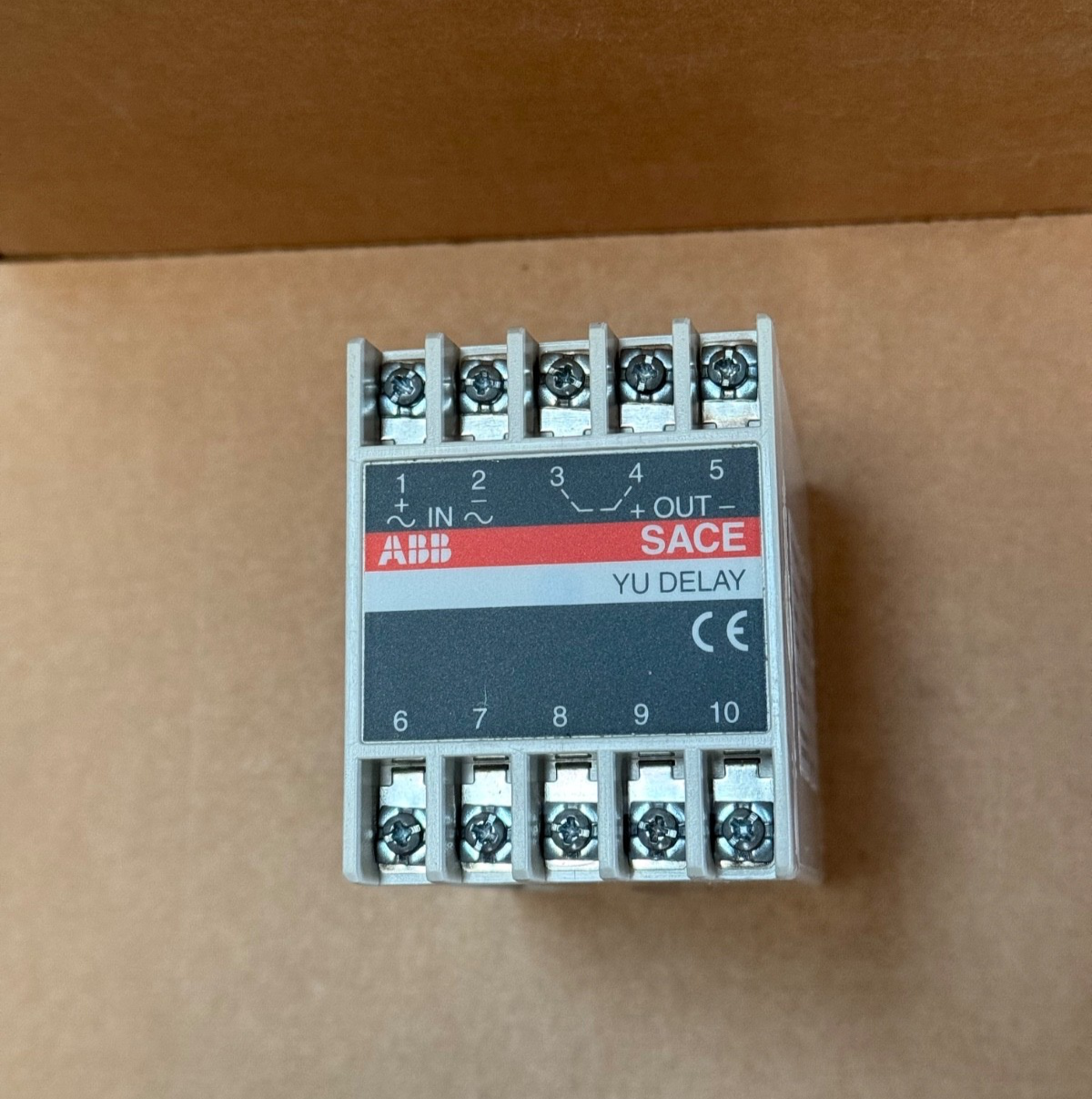 ABB – SACE 702209/804 – YU Delay Relay, 110–127 VAC/VDC – DIN Module ...