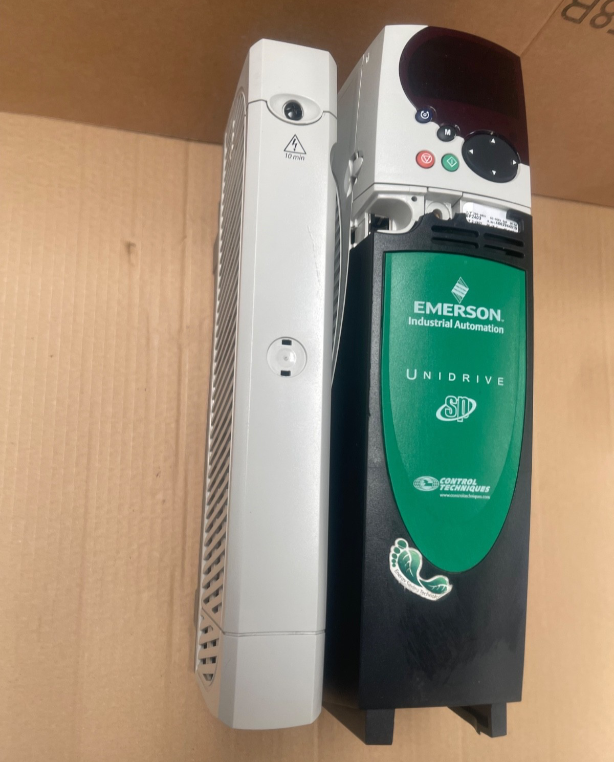 Control Techniques – SP2403 – Unidrive SP 11 kW / 15 hp AC Drive (380 ...