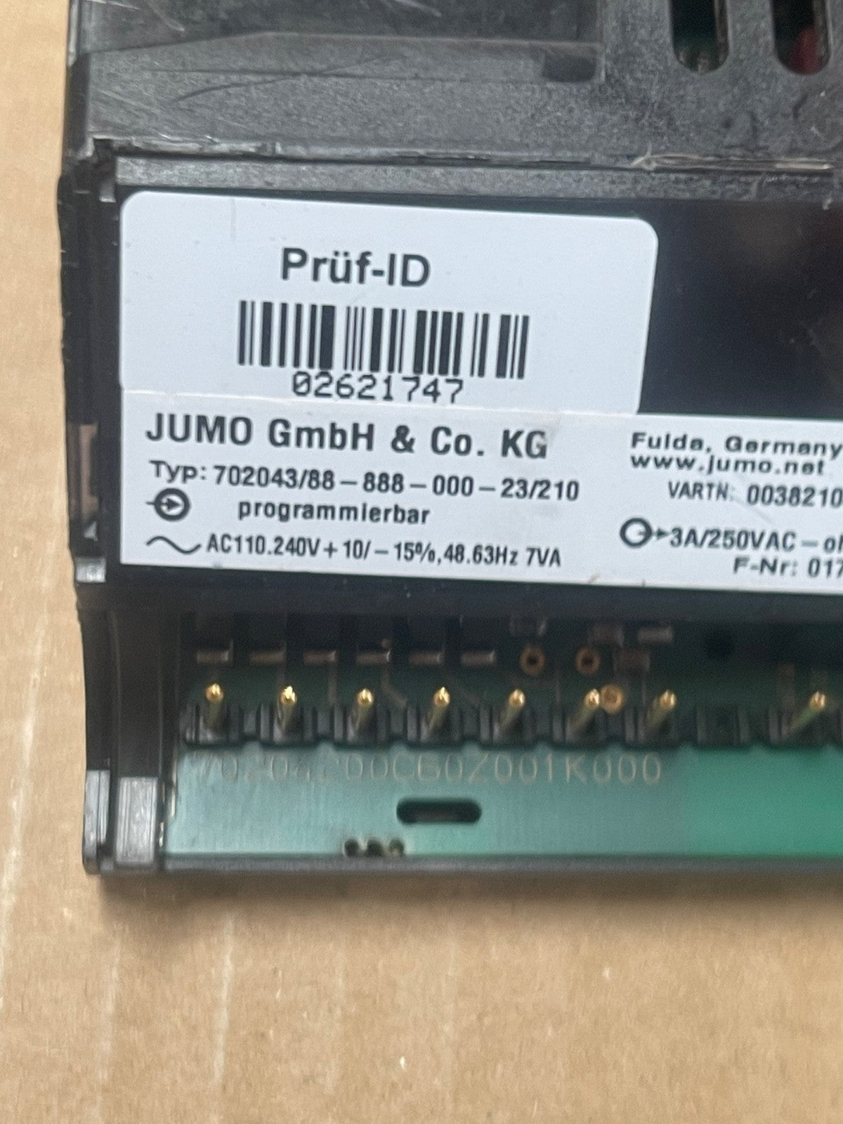 JUMO – 702043/88-888-000-23/210 – iTRON 08 Compact Temperature Control ...