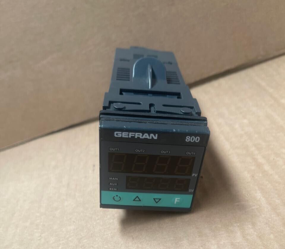 GEFRAN - 800-RRR0-10020 - Temperature Control Meter — VOLTWERK Handel